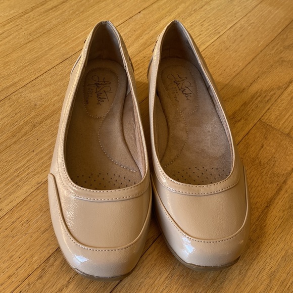 Life Stride | Shoes | Life Stride Comfortable Soft System Nwot Beige ...